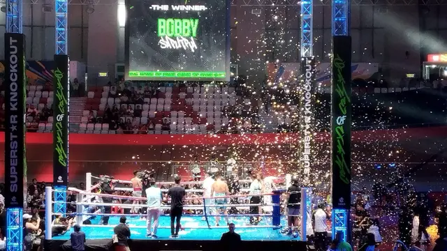 Onadio Leonardo Kalah TKO dari Bobby Saputra di Event Superstar ...