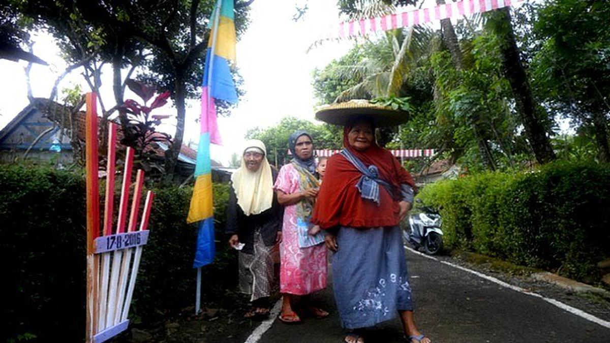 Terharu, Perjuangan Nenek Wari Menabung Sejak 1955 demi Naik Haji - Citizen6 Liputan6.com