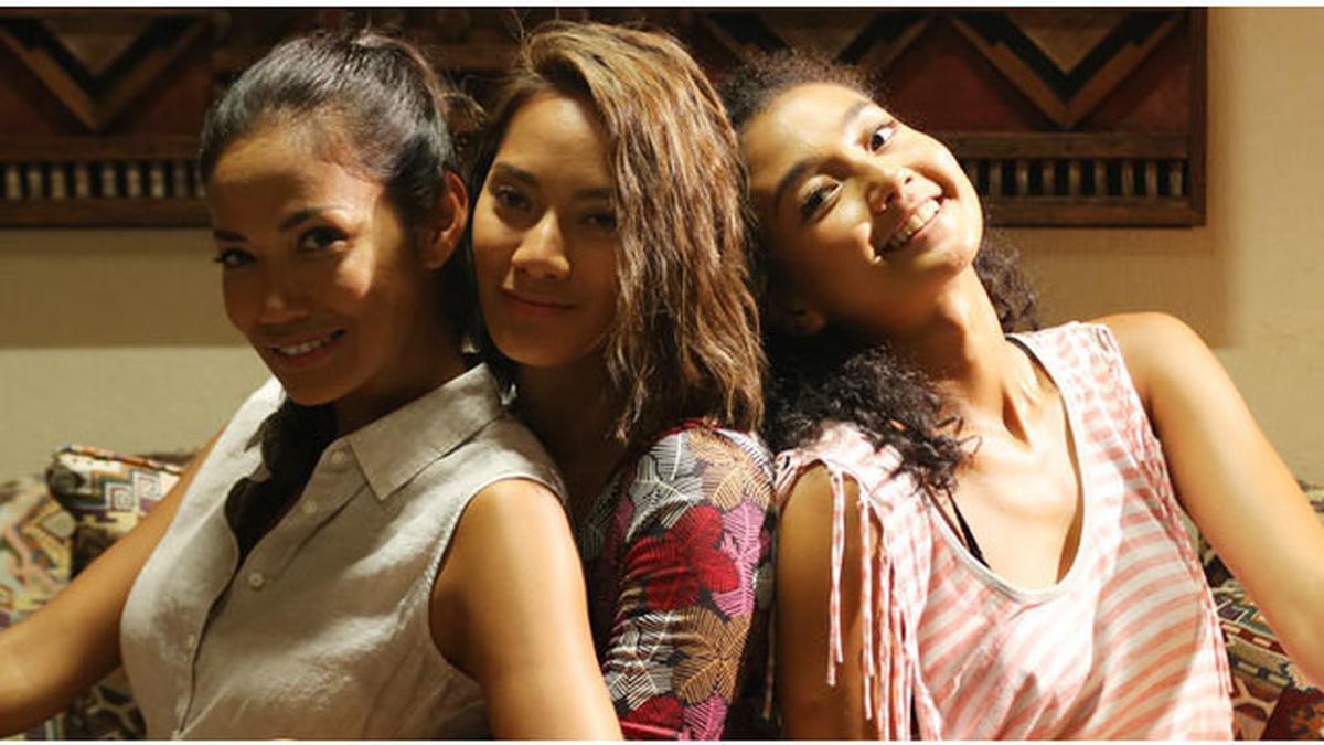 Cerita Di Balik Syuting 'Ini Kisah 3 Dara' yang Membuat Penasaran ...