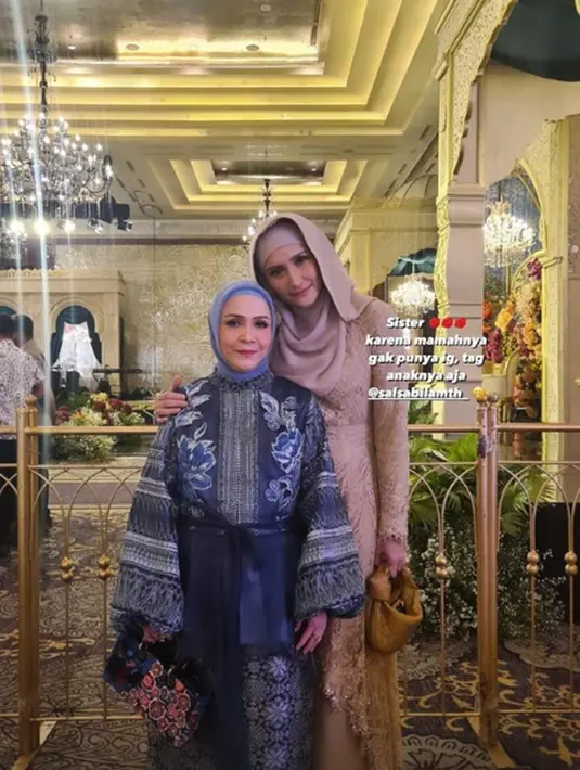 Potret Inneke Koesherawati di Pernikahan Chand Kelvin dan Dea Sahirah ...