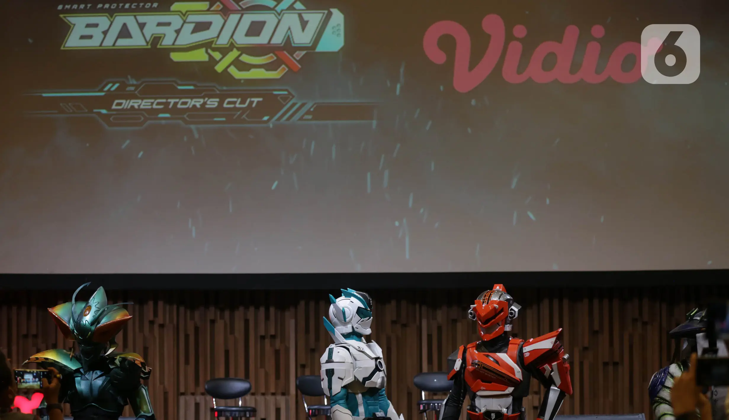 Per 23 Agustus 2024, Series BARDION Director’s Cut Bakal Tayang di ...