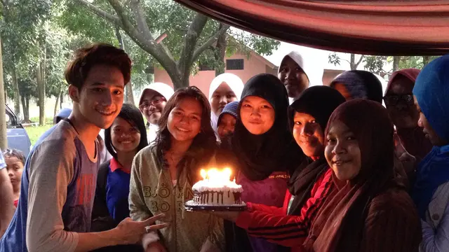 Dicky Smash Kembali Dapat Kejutan Ulang Tahun - ShowBiz Liputan6.com