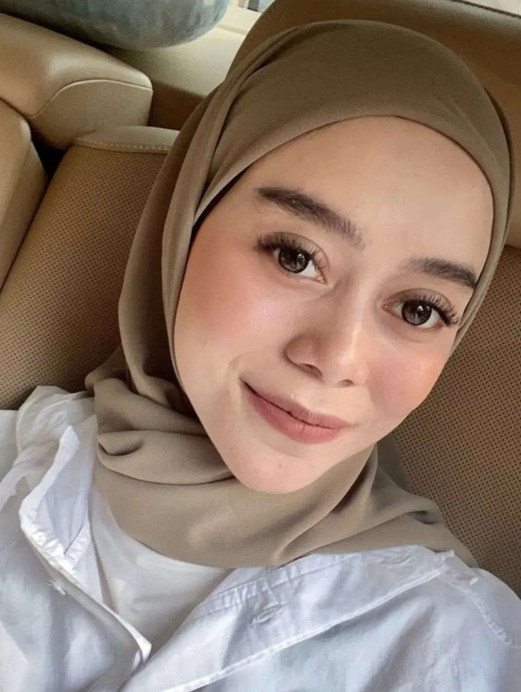 6 Potret Tampilan Lesti Kejora dengan Makeup Natural, Tampilan Pucat Jadi Perhatian - Photo ...