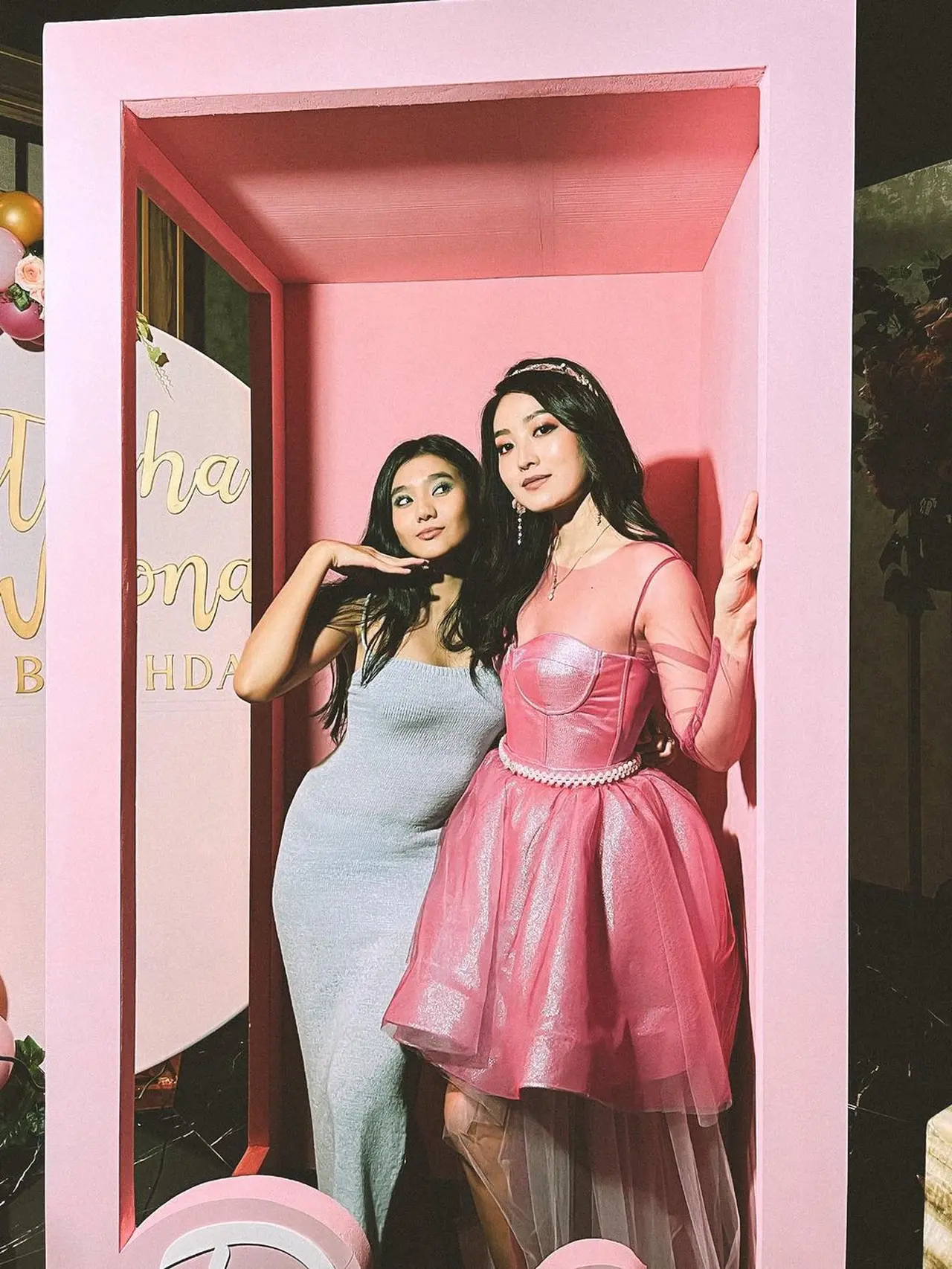 6 Potret Pesta Ulang Tahun ke-23 Natasha Wilona Bertema Barbie, Verrell ...