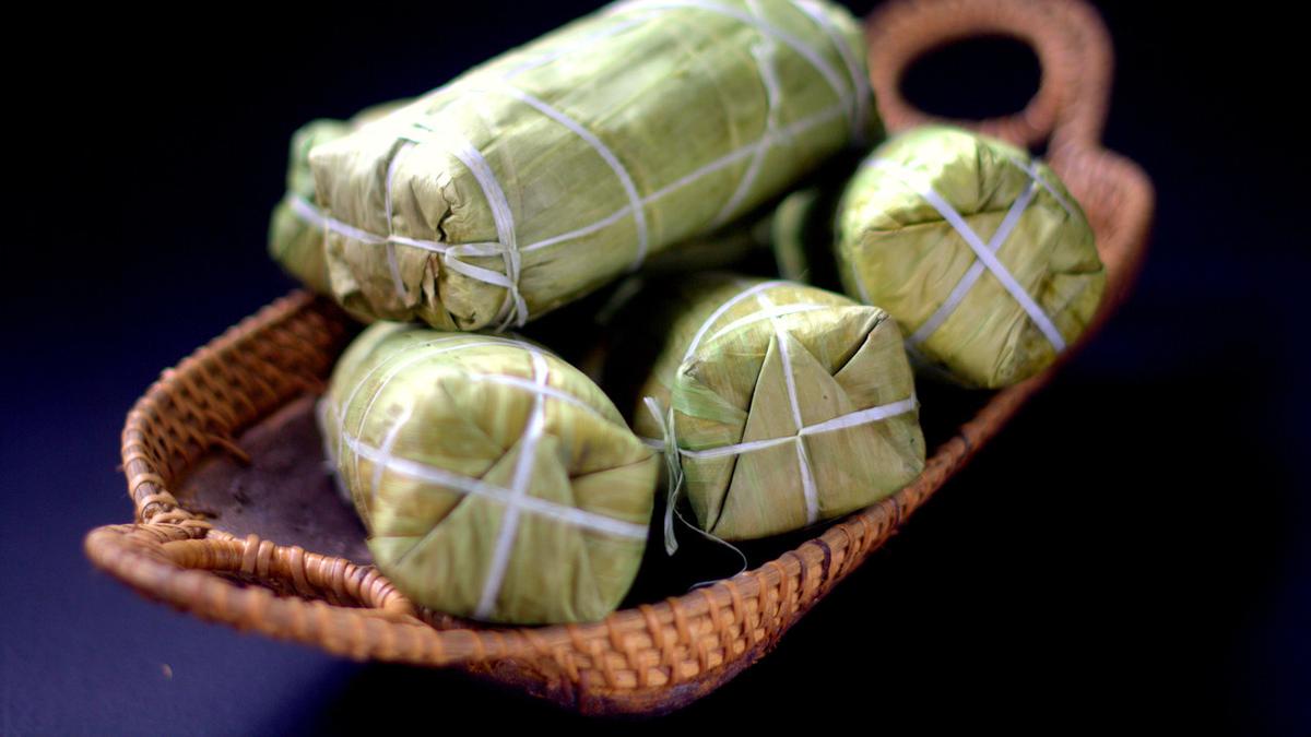 8 Hidangan Lebaran Khas Bugis yang Wajib Ada di Meja Makan - Islami ...