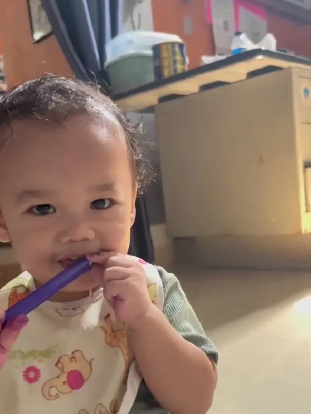 Viral Bayi Jenius Berusia 21 Bulan, Hafal Rumus Matematika dan Nama ...