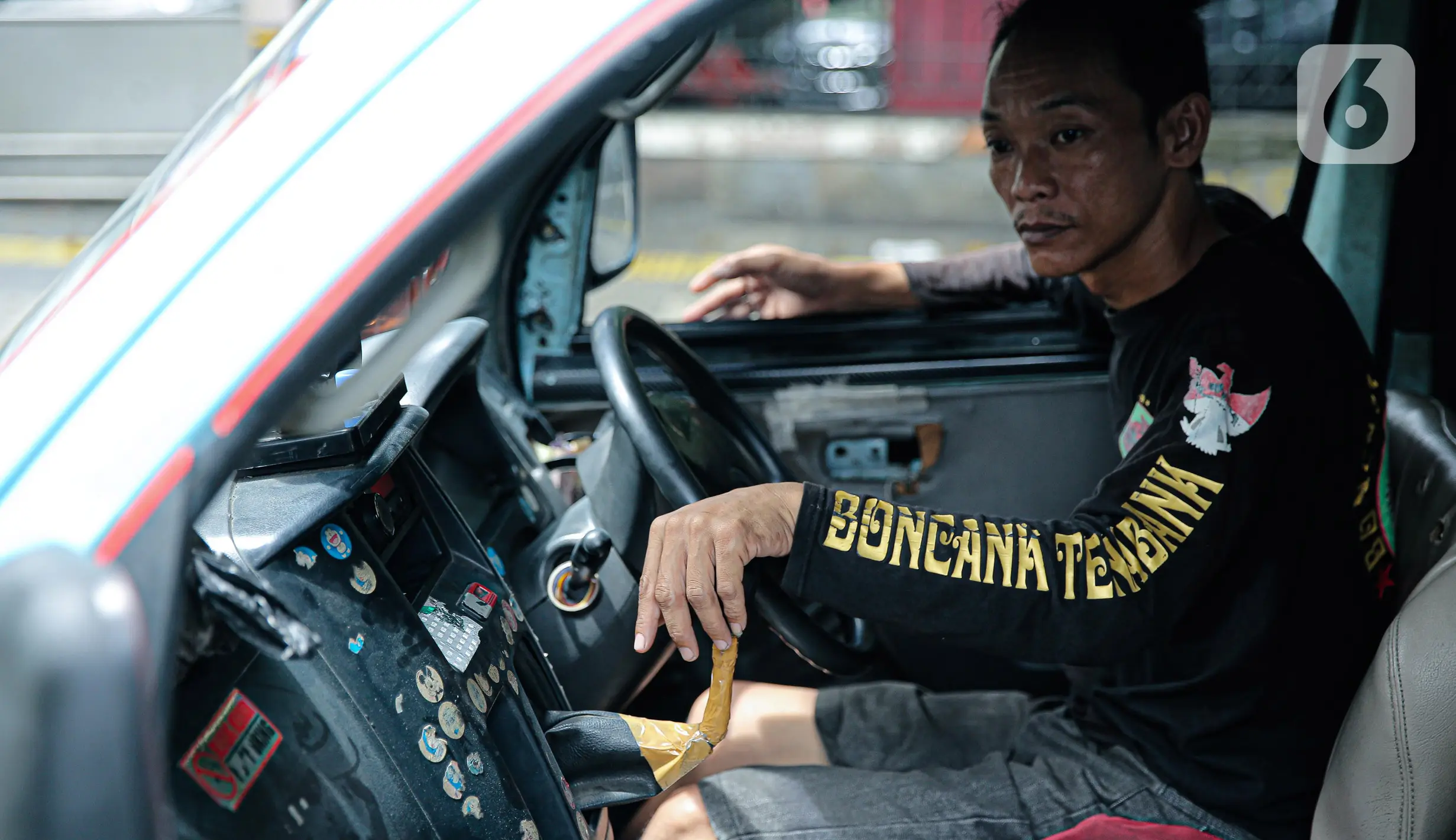 Tarif Angkot di Luar Program JakLingko Naik - Foto Liputan6.com