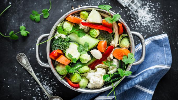 Cara Membuat Kaldu Sayur Sedap dan Sehat - Lifestyle Fimela.com