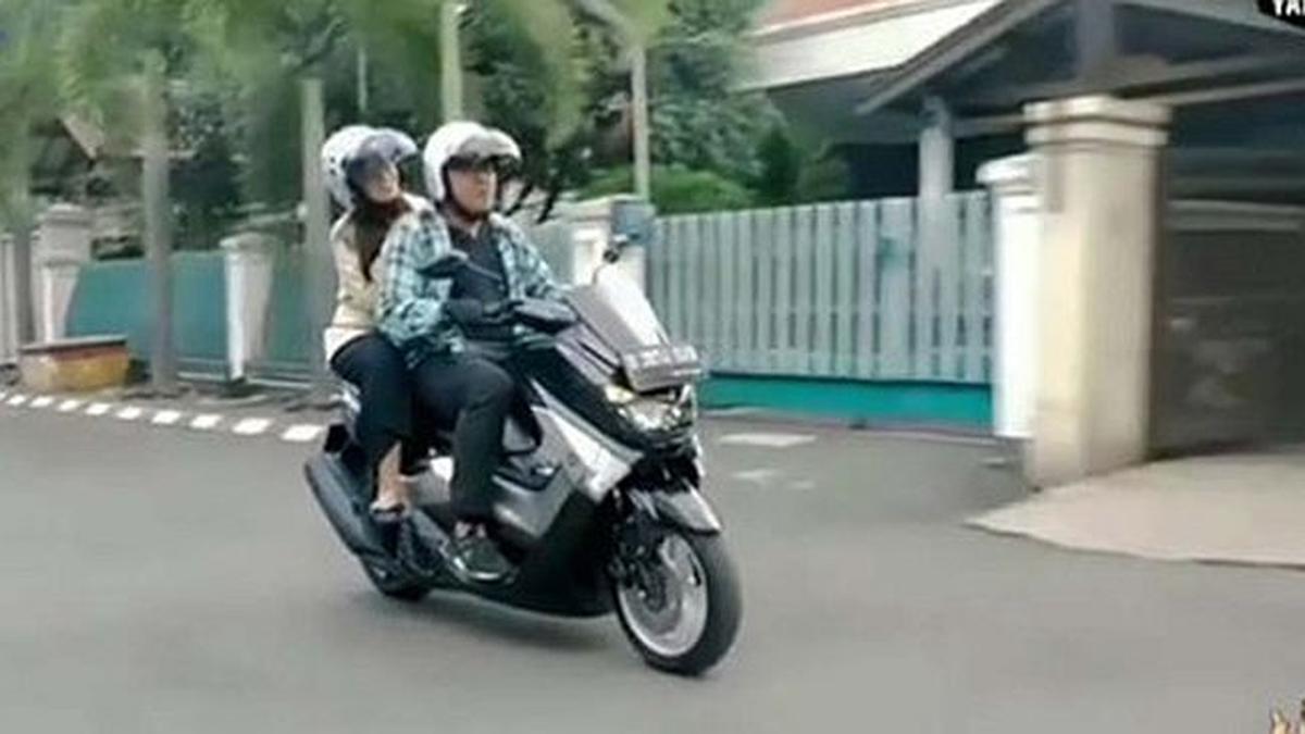 10 Kenangan Manis Saat Naik Motor Bersama Kekasih - Otomotif Liputan6.com