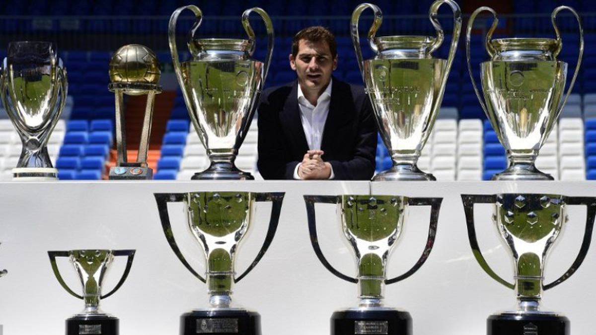 Mantan Kiper Real Madrid dan Timnas Spanyol Iker Casillas Umumkan ...