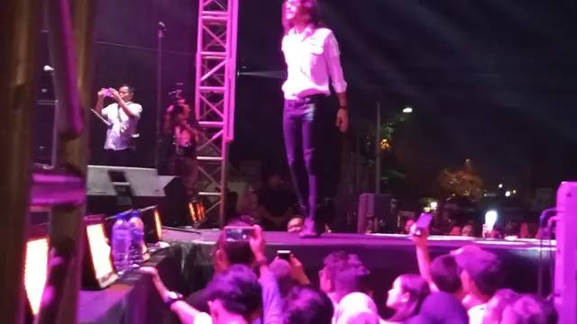 Konser Spektakuler Dewa 19 di Purwokerto, Prabu Banyumas: Prabowo ...