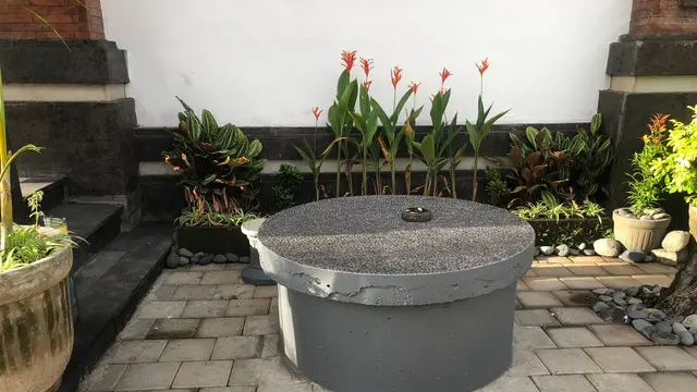 Sistem Pengelolaan Sampah Kolektif ala Desa Adat Cemenggaon Bali, Ada ...