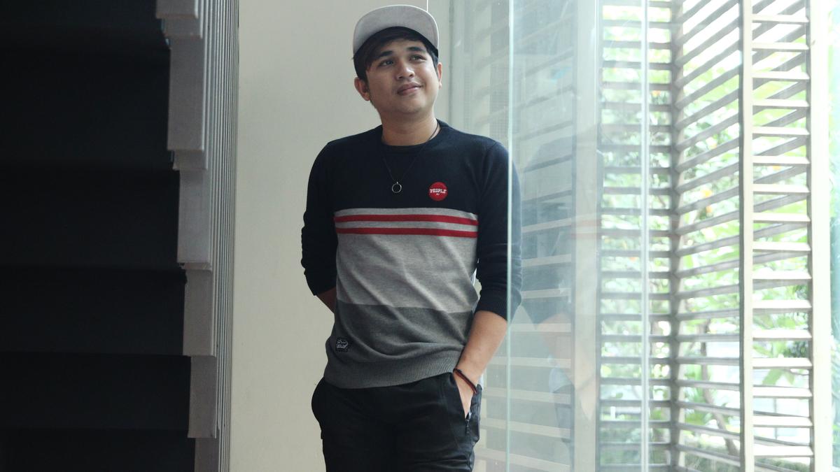 Berawal dari Iseng, Ini Kisah Popularitas Azmi dan Single Pernah