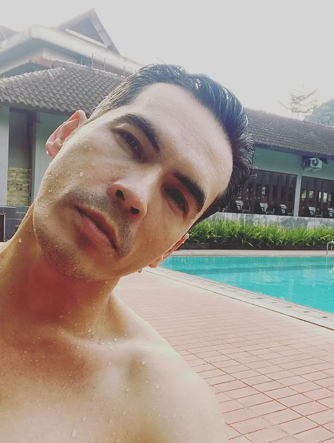 Potret Gagah Atalarik Syach, Makin Awet Muda di Usia Hampir Setengah ...