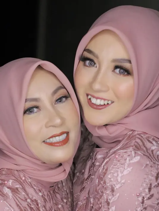 Potret Kebersamaan Nabilah Eks JKT48 dan Ibunda, Bak Kakak Adik - Foto Liputan6.com