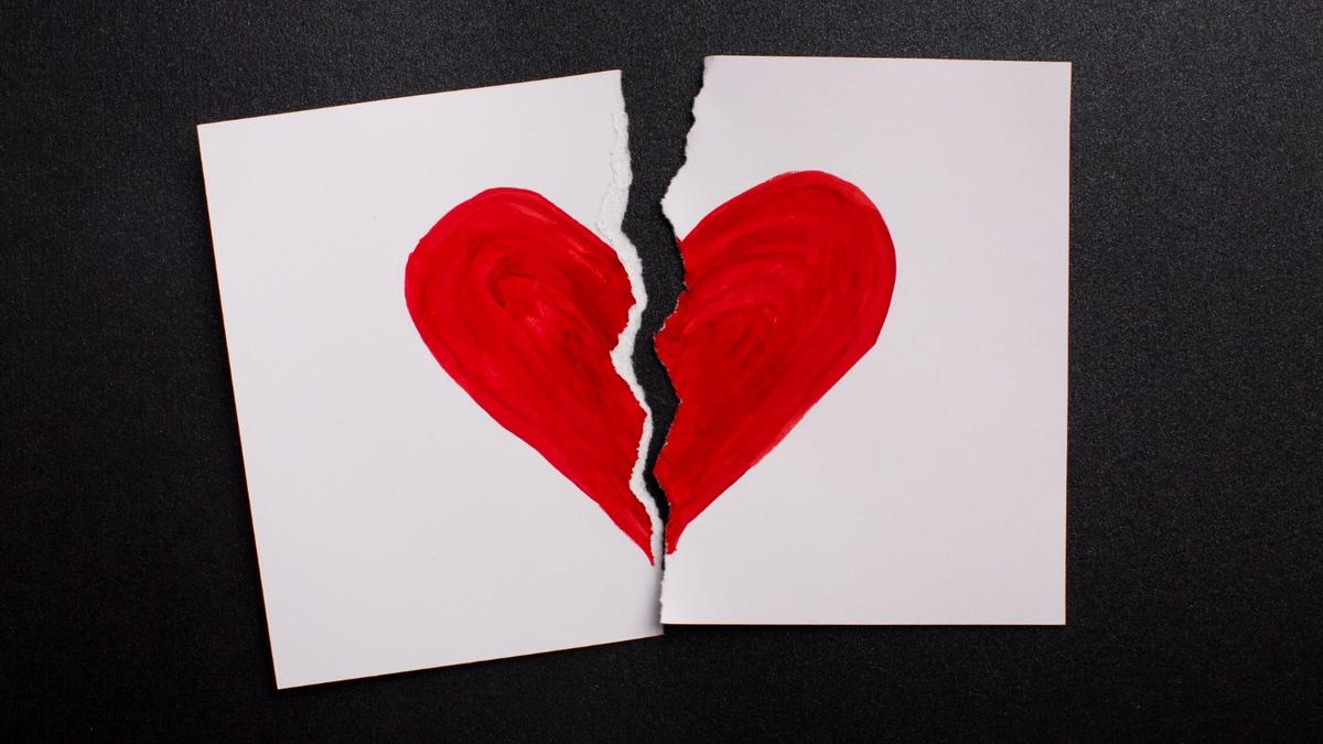 55 Heartbreak Quotes To Comfort Your Broken Heart