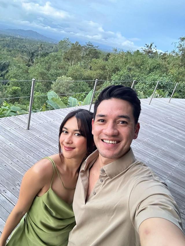 Potret Nana Mirdad dan Andrew White yang Bikin Baper, 17 Tahun Menikah tapi Seperti Pengantin ...