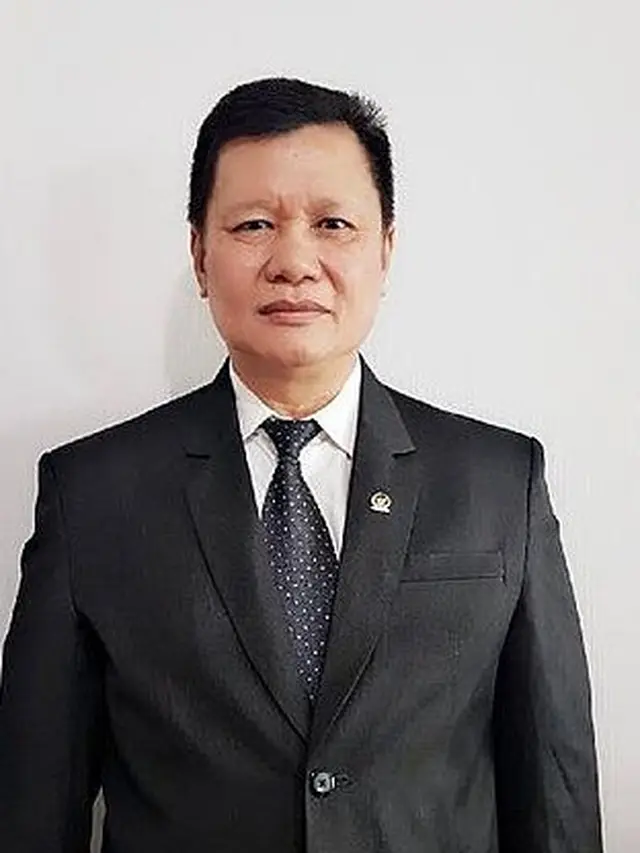 Profil, Agama dan Foto-foto Edward Tannur, Anggota DPR RI Asal Nusa ...
