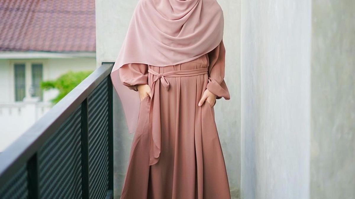 Model Baju Gamis Untuk Lebaran ala Artis, dari Natasha Rizky sampai ...