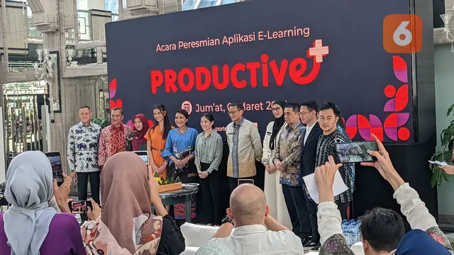 Stafsus Presiden Angkie Yudistia Luncurkan Aplikasi Belajar Daring ...
