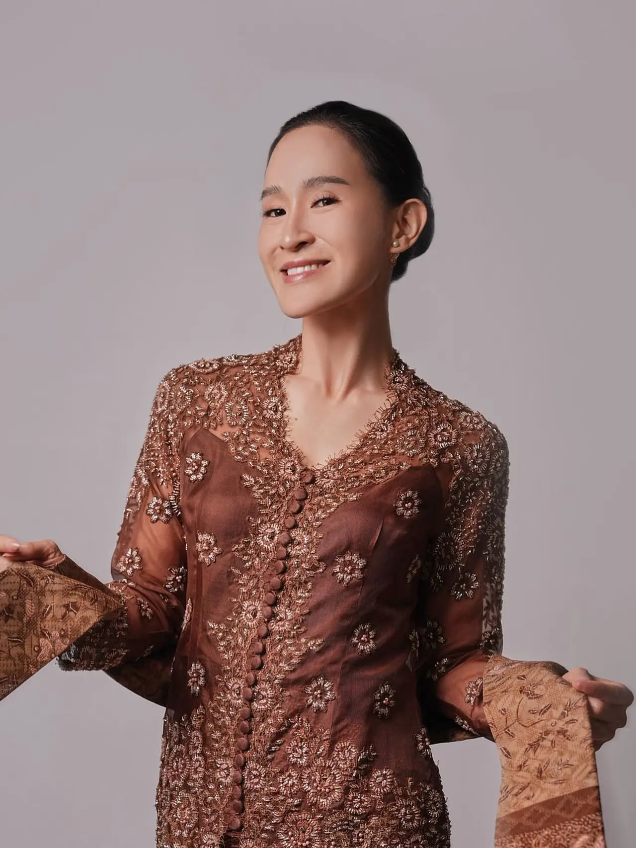 Celebrity Doctor Olivia Ong Ulas Fase Kritis Polusi di Indonesia ...