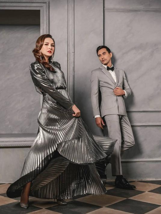 Pemotretan Keluarga Darius Sinathrya dan Donna Agnesia, Tampi Keren ...