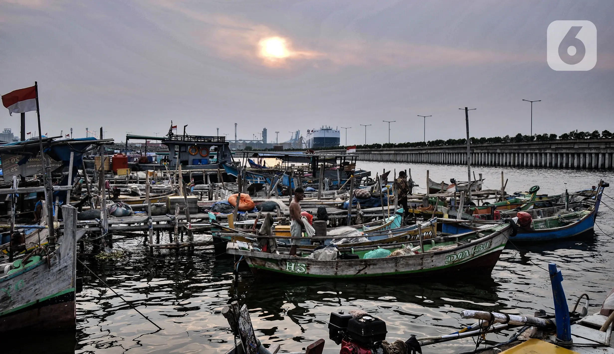 Dampak Kenaikan Harga BBM untuk Nelayan Pesisir Jakarta - Foto Liputan6.com