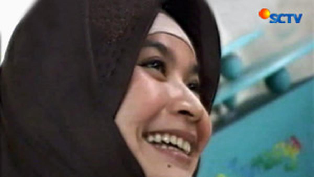 Ulfa Dwiyanti Menikah Siri - ShowBiz Liputan6.com