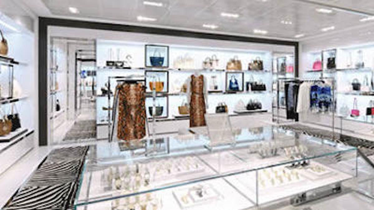 Fashion Designer Ini Baru Buka Toko Super Besar di Changi