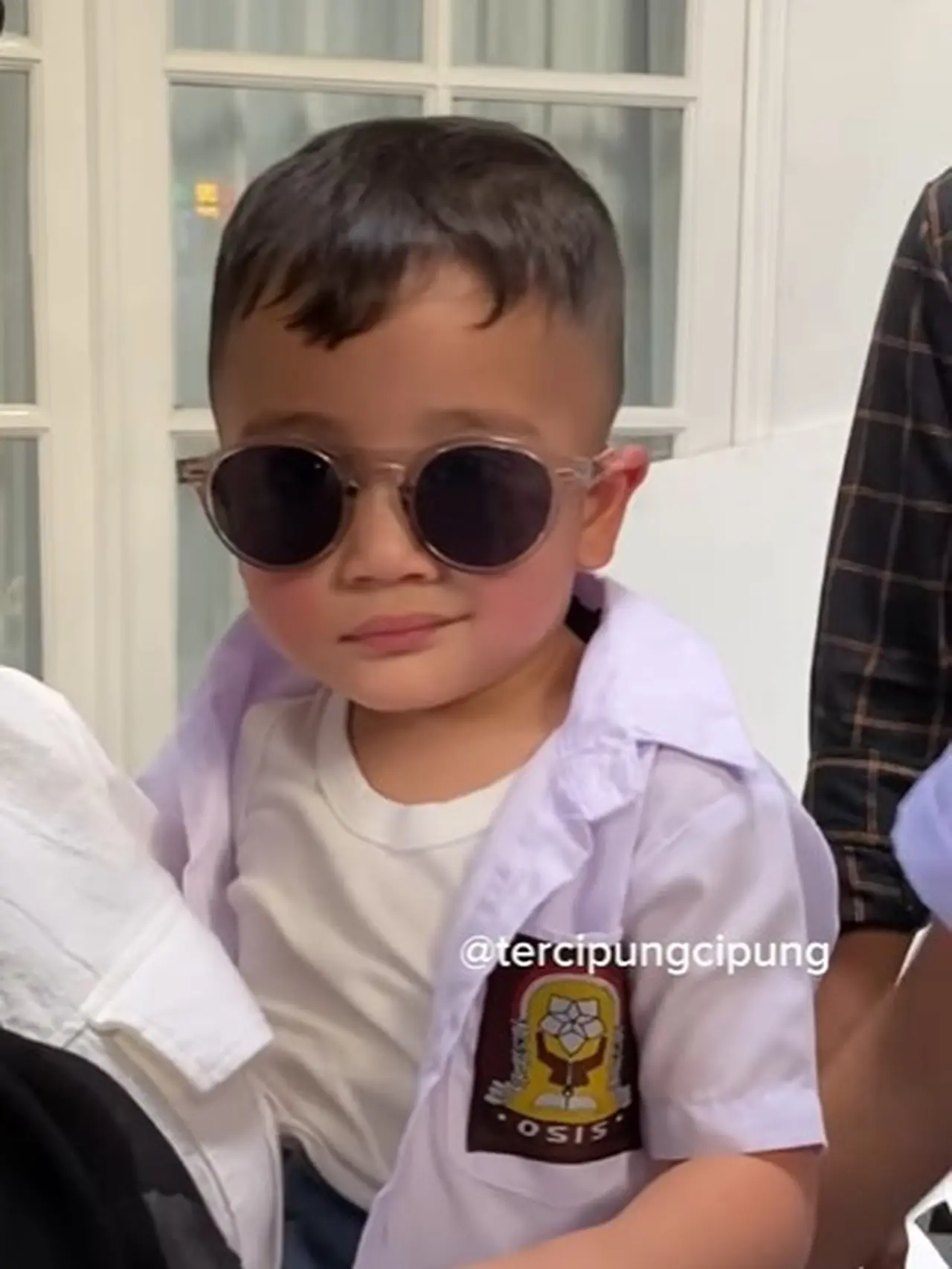 Gantengnya Cipung Pakai Seragam Sma Potretnya Bikin Dilan Bisa Minder Entertainment Fimela Com