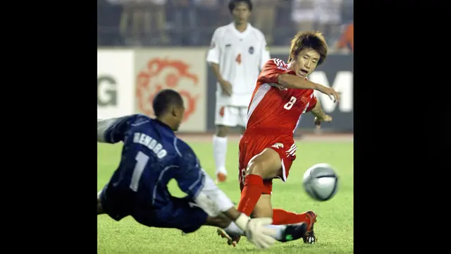 Cerita Hebat Hendro Kartiko: Main di 3 Piala Asia, Dapat 2 Gelar MVP ...