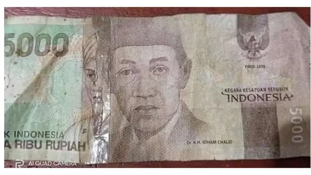 6 Cara Nyeleneh Orang Menyambung Uang Robek Ini Bikin Senyum Tipis ...