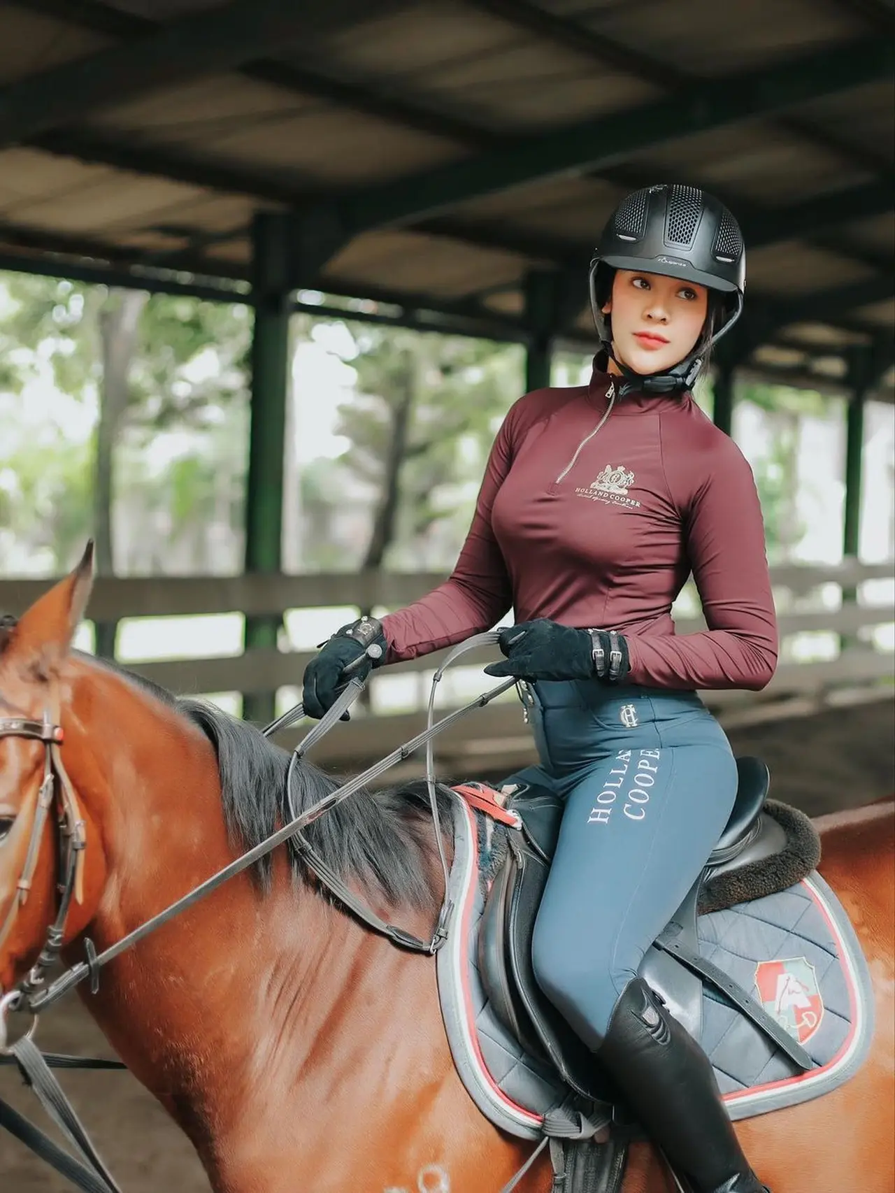 8 Artis Wanita Ini Punya Hobi Berkuda, Ada yang Jadi Atlet Profesional ...