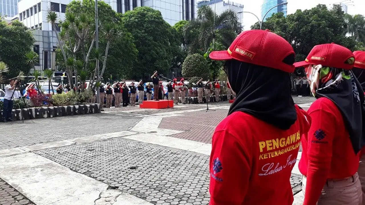Menaker Bentuk Unit Penyisir Perusahaan Pelanggar Aturan - Bisnis ...