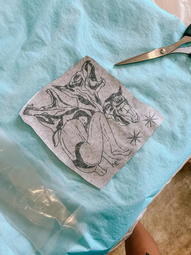 7 Potret Awkarin Bikin Tato Besar di Paha, Gambarnya Jadi Sorotan - Hot ...