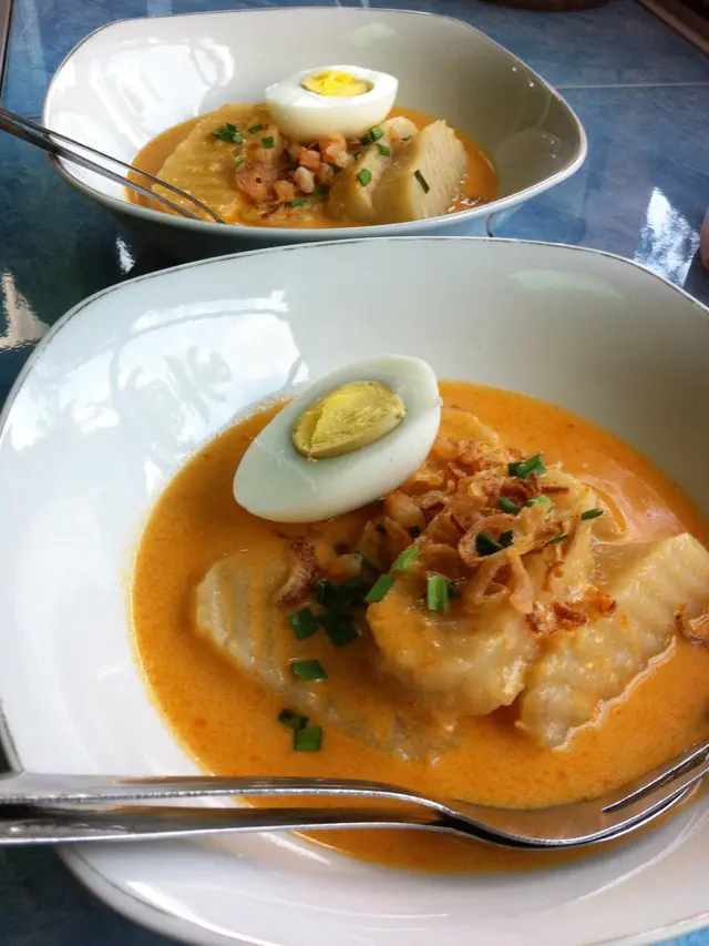 14 Rekomendasi Tempat Makan Enak di Palembang Terbaru 2025, dari ...