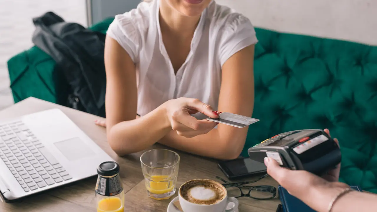 Transaksi Contactless di Indonesia Masih Rendah saat Zaman Sudah Serba ...