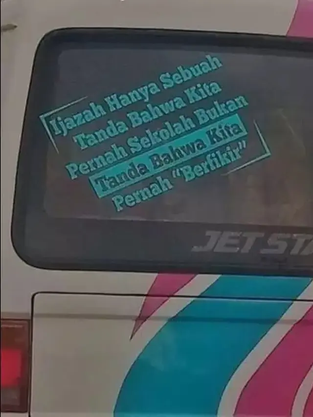 10 Potret Tulisan Kocak di Belakang Bus Pariwisata Ini Bikin Tepuk ...