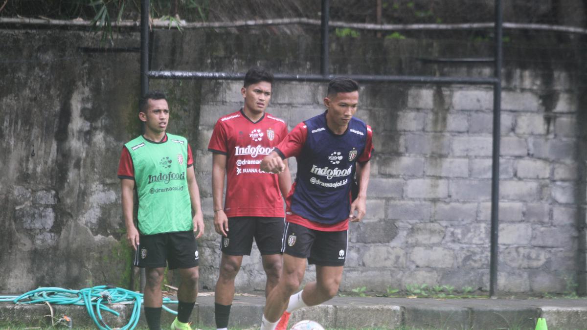 Menjadi Juara di 2 Kasta Berbeda Bersama Persis dan Bali United, Eky ...