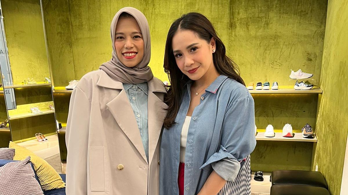 Berkolaborasi Bersama IKYK, Nagita Slavina Suguhkan Sederet Koleksi Busana yang Memikat - Photo ...