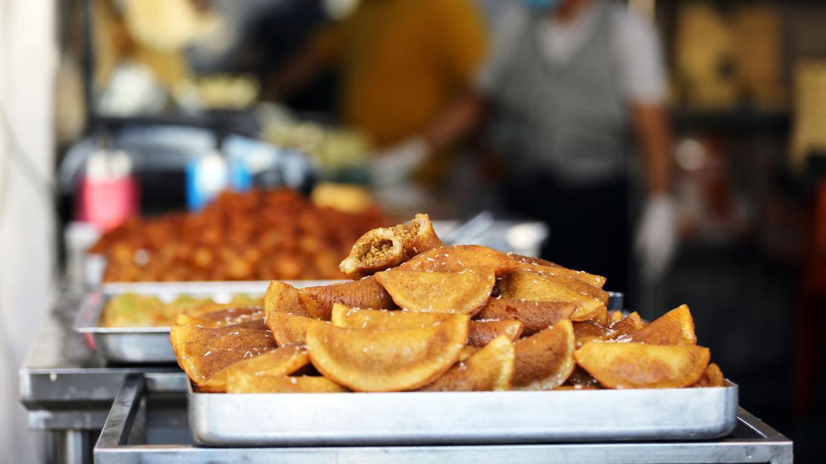FOTO: Mencari Penganan Manis Ramadan di Baghdad - Foto Liputan6.com