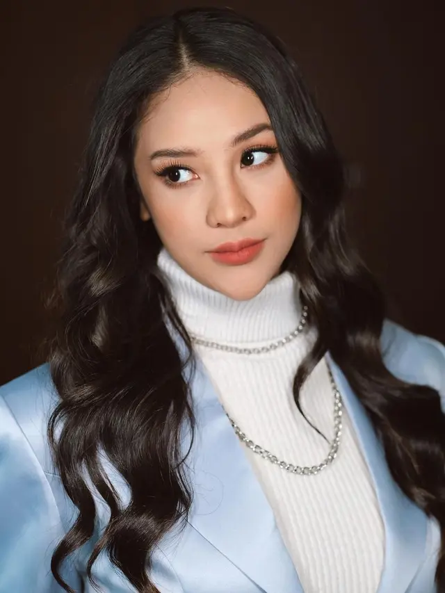 3 Alasan Anya Geraldine Digaet Untuk Program Dinner Date Bareng Di ...
