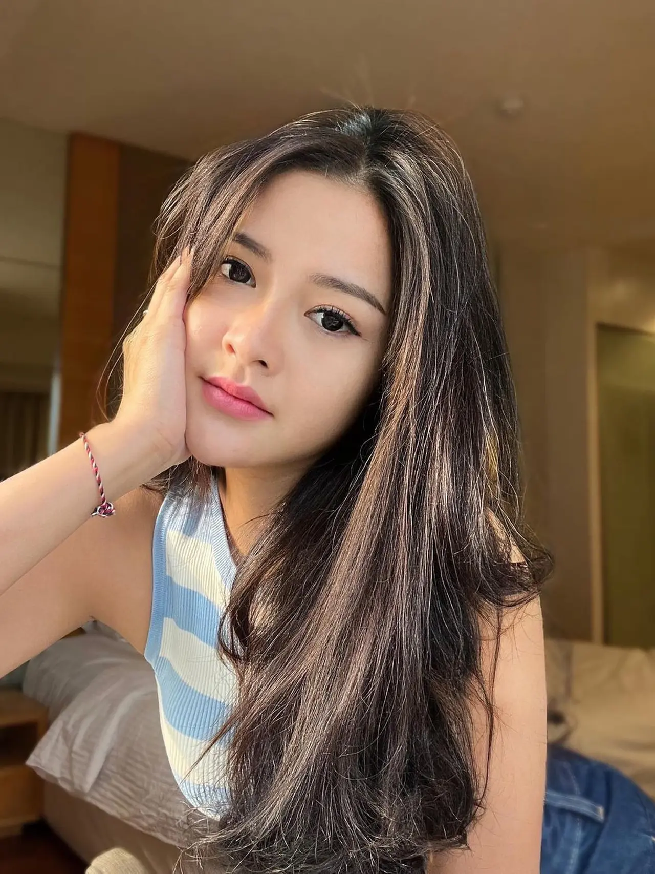 7 Potret Bella Bonita Pacar Denny Caknan yang Ternyata Jadi Model Video ...