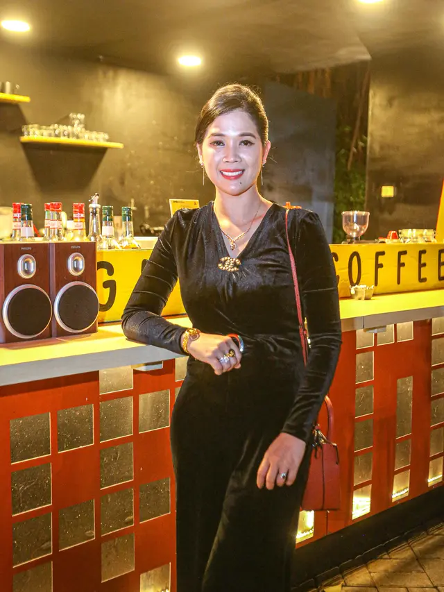 Meski Sudah Sukses, Novita Emilda Tetap Kejar Ilmu Hingga Menjadi Doktor - ShowBiz Liputan6.com