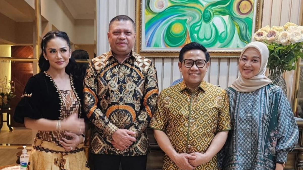 6 Potret Krisdayanti dan Raul Lemos Sowan ke Cak Imin, Ngaku Ingin Ketularan Berkah Naik Haji 99 ...