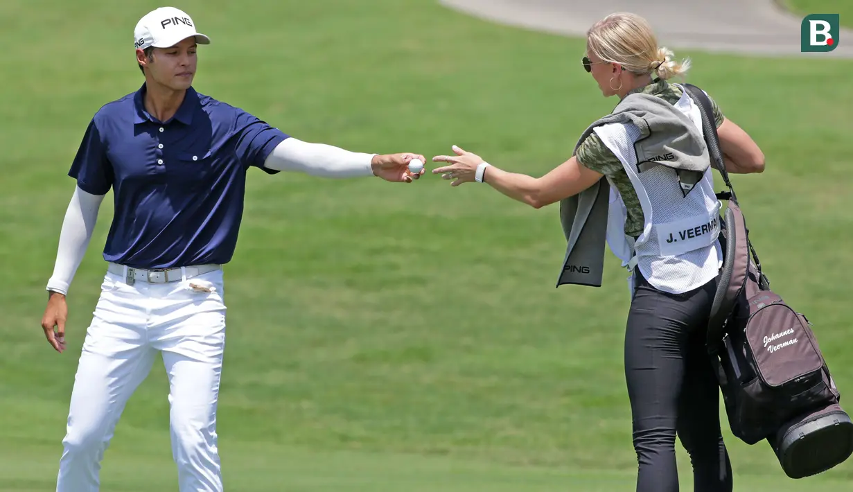 FOTO: Caddie Cantik yang Mewarnai Turnamen Golf BRI Indonesia Open 2019 - Ragam Bola.com