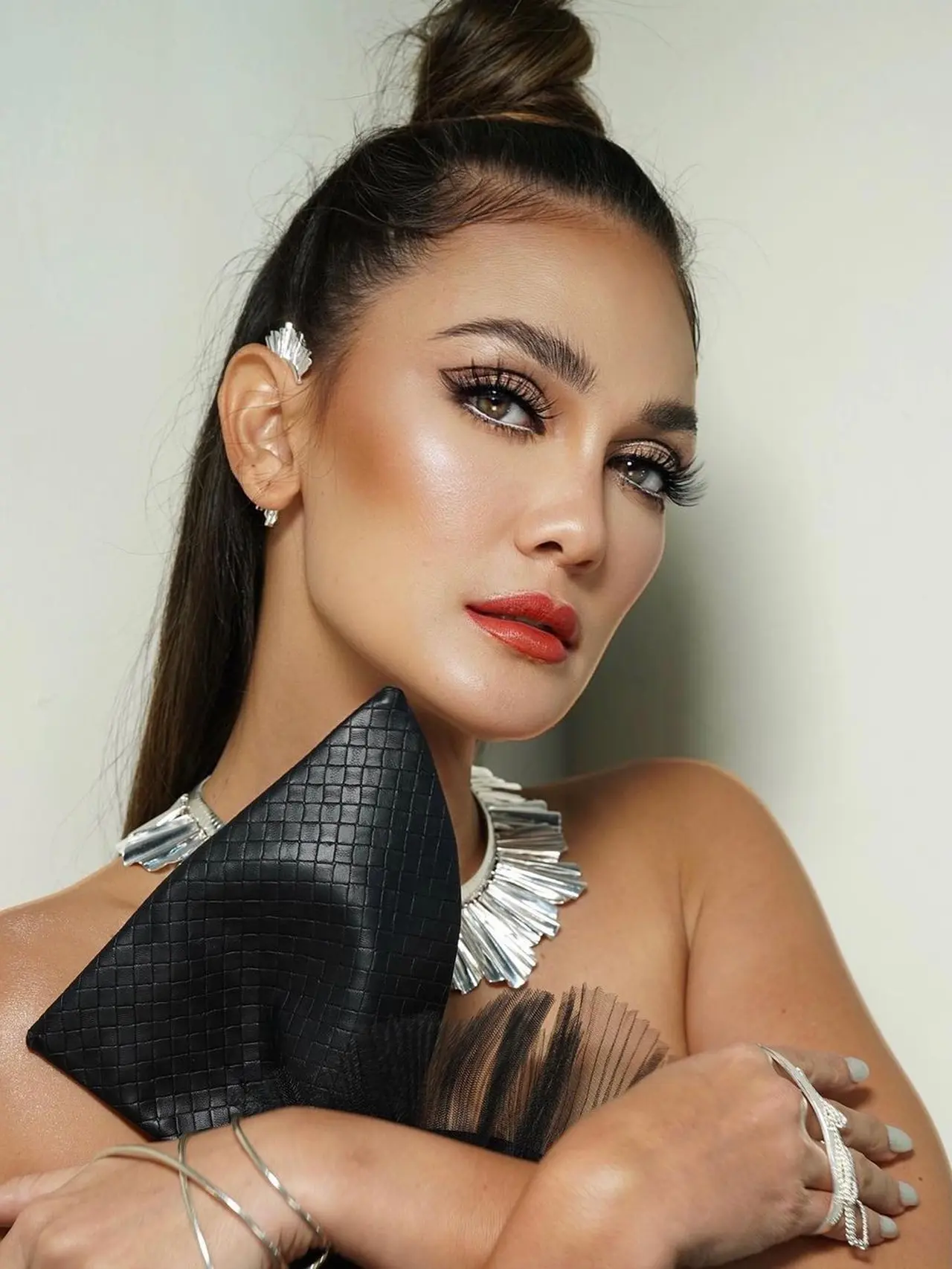 6 Artis Wanita Ini Disebut Awet Muda Masih Segar dan Tak Berubah ...