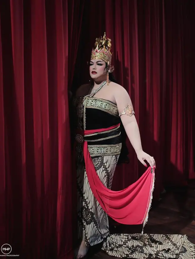 6 Potret Ivan Gunawan Perankan Wayang Dewi Arimbi, Bikin Pangling - Hot Liputan6.com