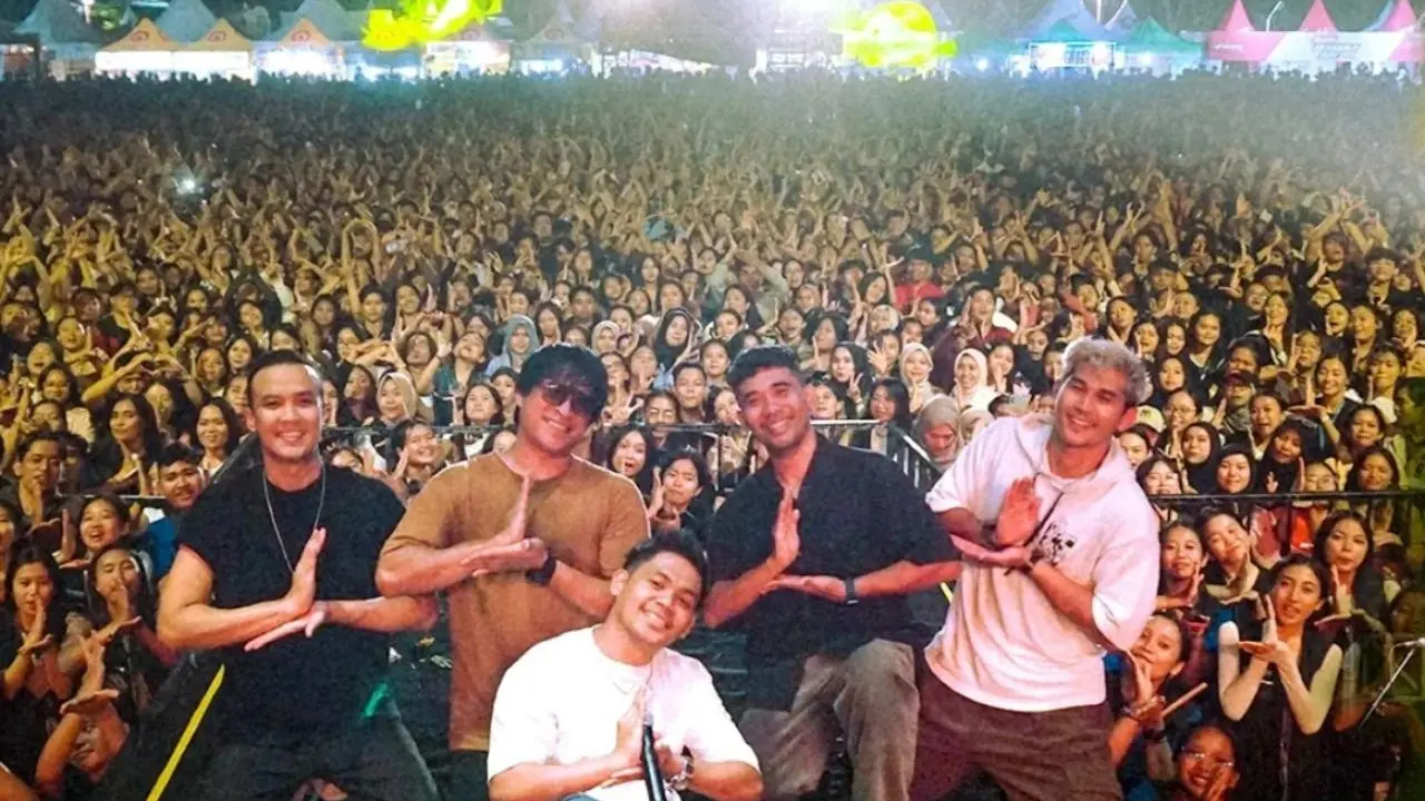 Lyla Band Kini Jadi Raja Pensi Gegara Lagu Ga Romantis Viral Lagi: Kami ...