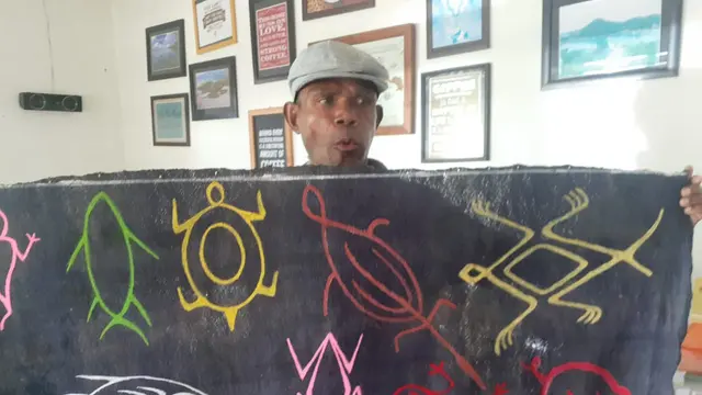 Motif Megalitikum Tutari Pulau Asei Sentani Menuju Peradaban Baru ...